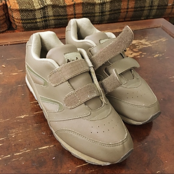 Vintage | Shoes | Vintage 8s 90s Totes Velcro Sneaker Shoes | Poshmark
